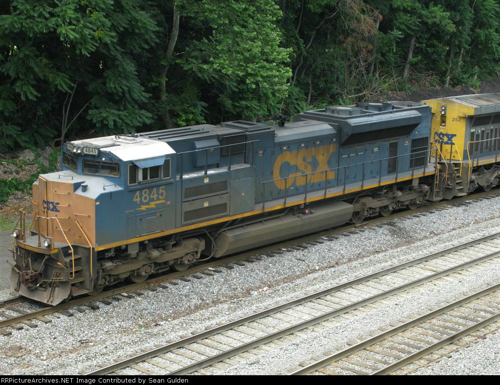CSX 4845 & 252